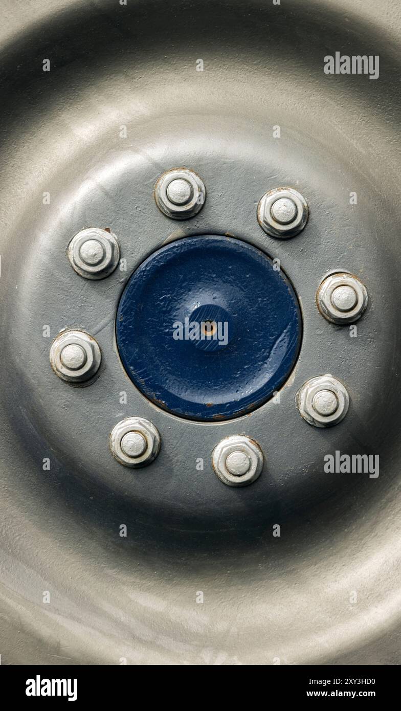 Tractor wheel hub cap Stock Photo - Alamy