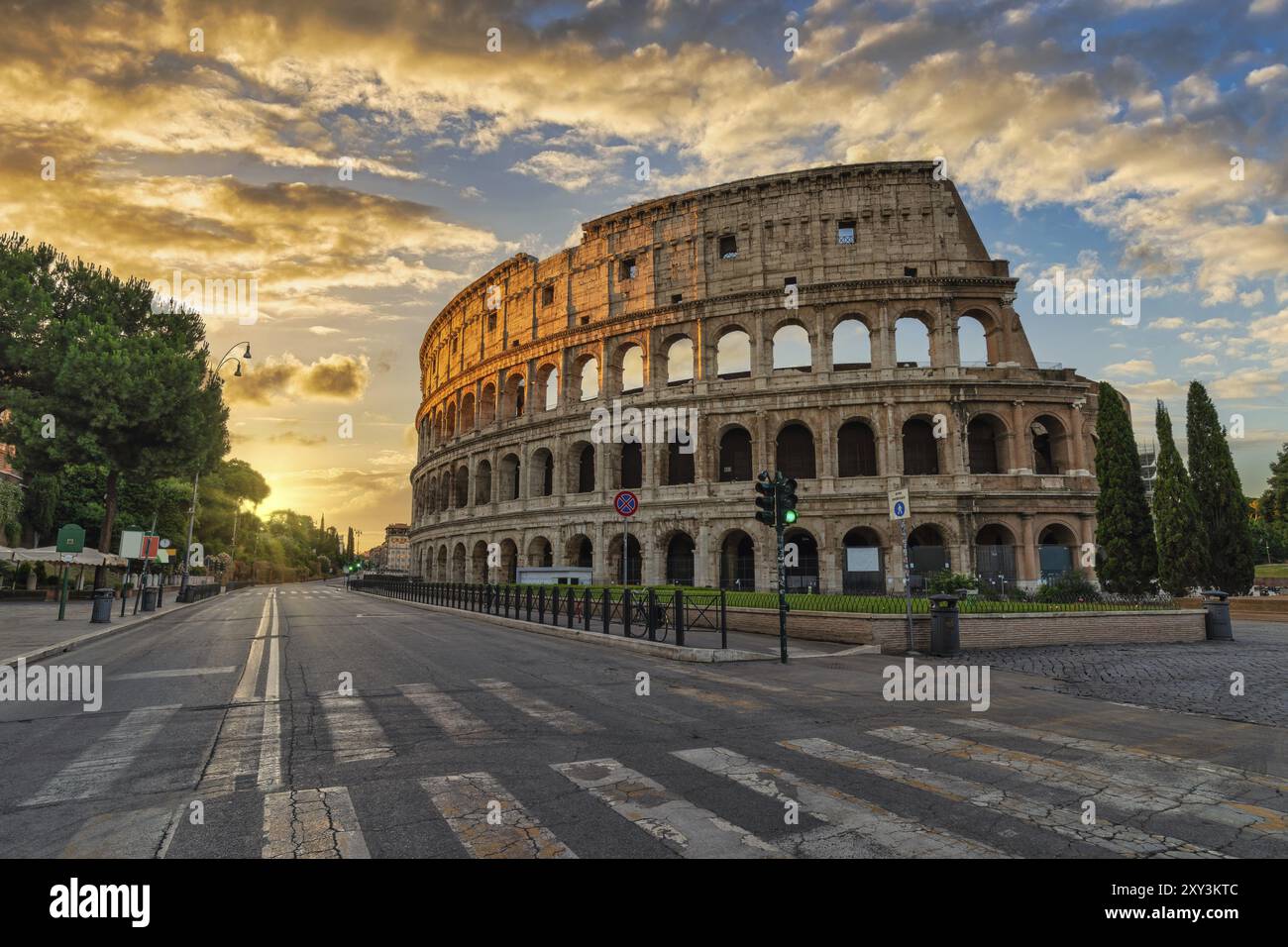Rome Italy, sunrise city skyline at Rome Colosseum Stock Photo - Alamy