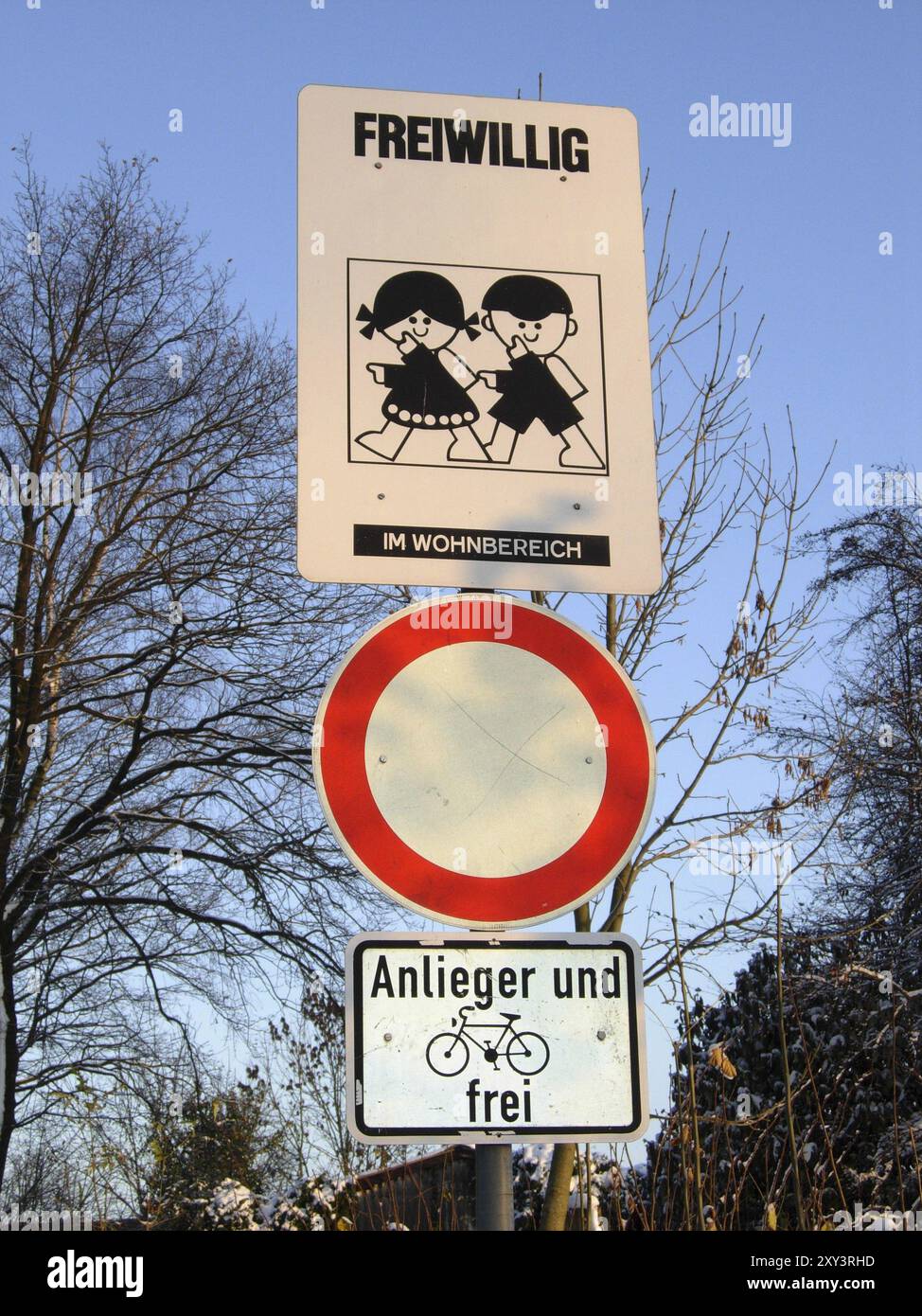 Residential area Signage Stock Photo - Alamy