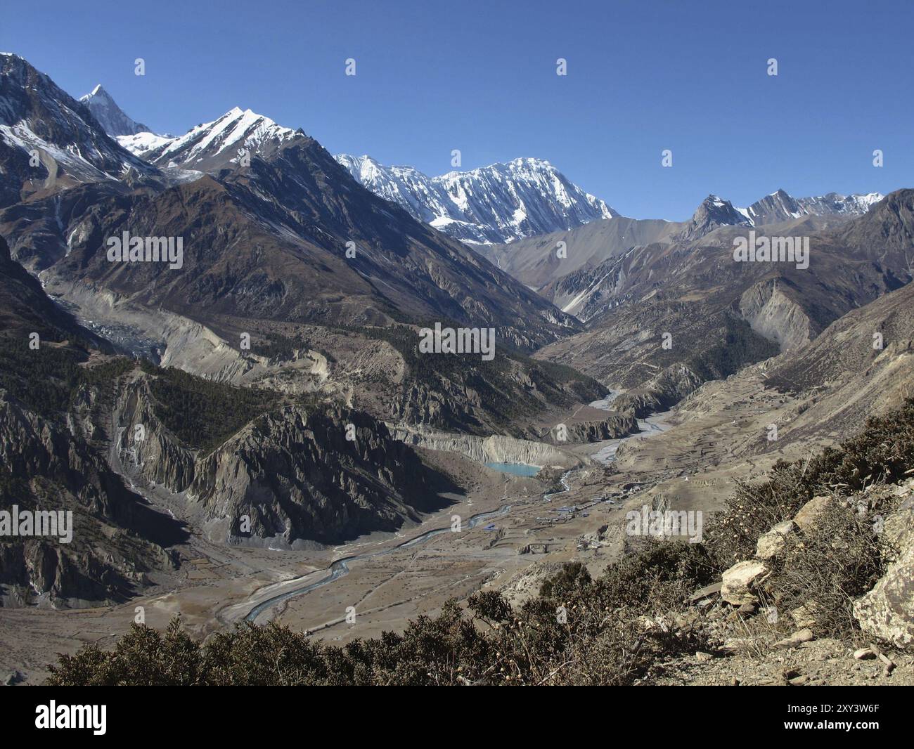Manang air hi-res stock photography and images - Alamy
