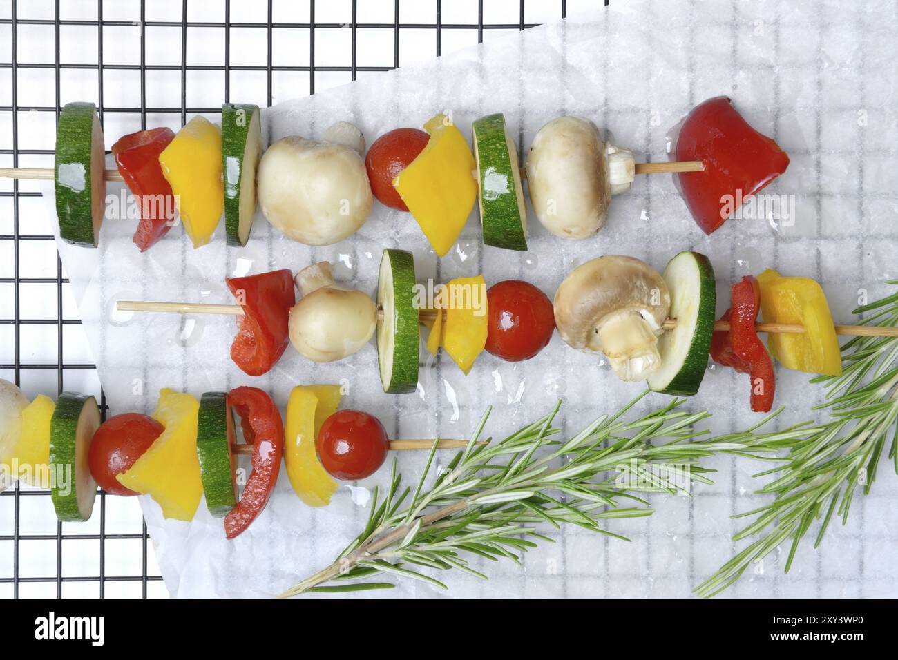 Raw barbecue hi-res stock photography and images - Alamy