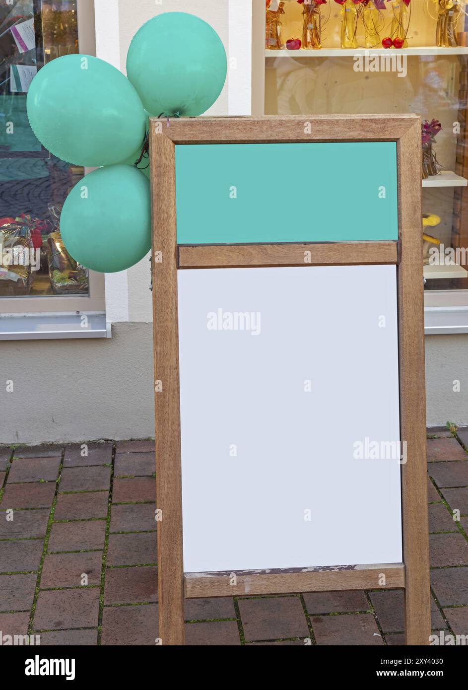 Balloon framing hi-res stock photography and images - Alamy