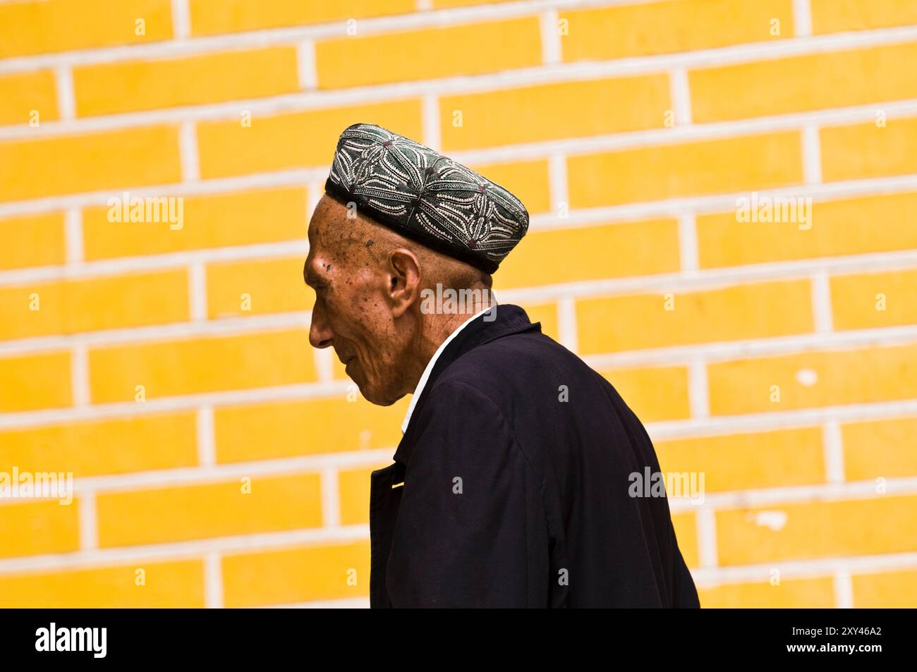 Portrait of an Uyghur man taken in the old city of Kashgar, Xinjiang ...