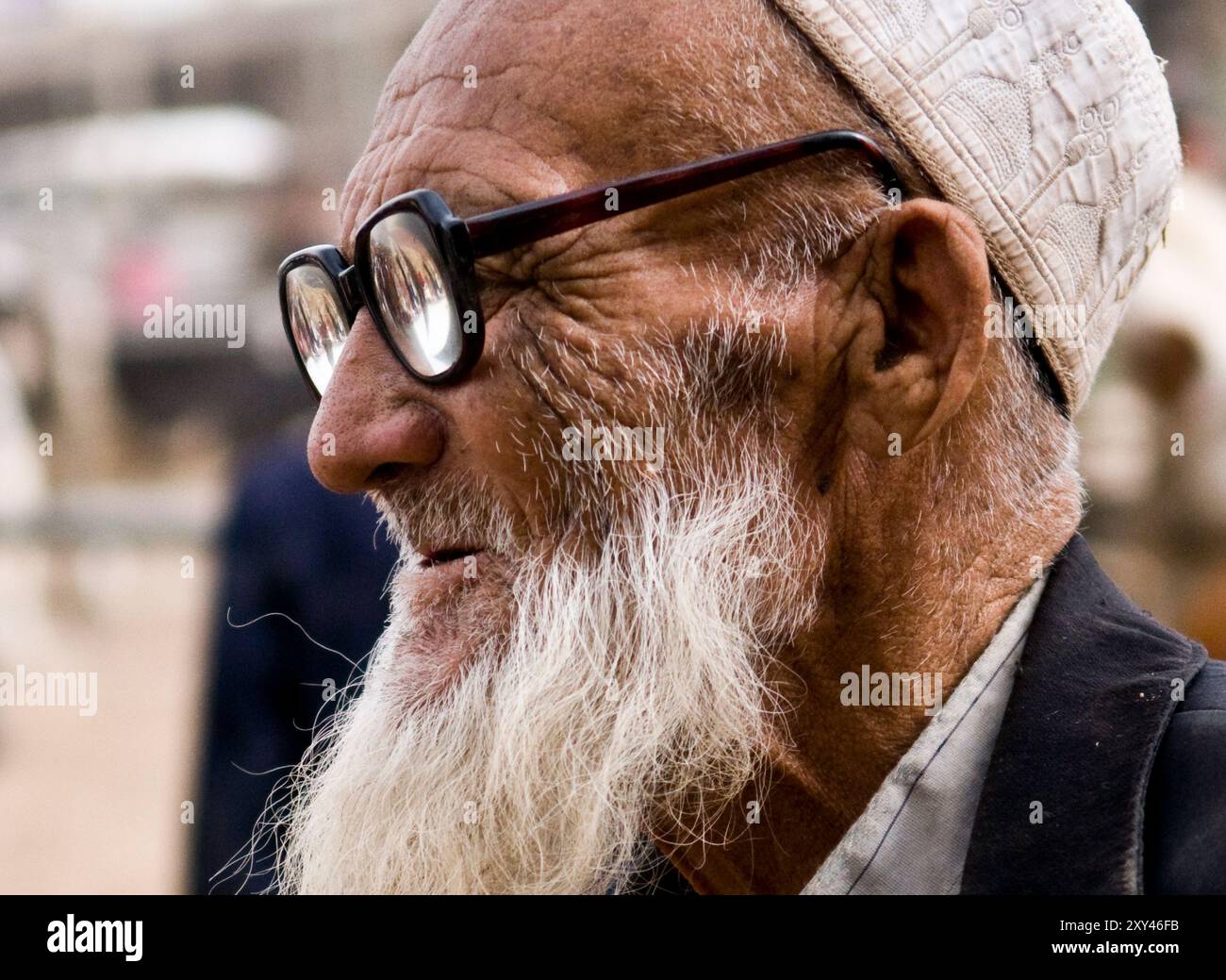 Portrait of an Uyghur man taken in the old city of Kashgar, Xinjiang ...