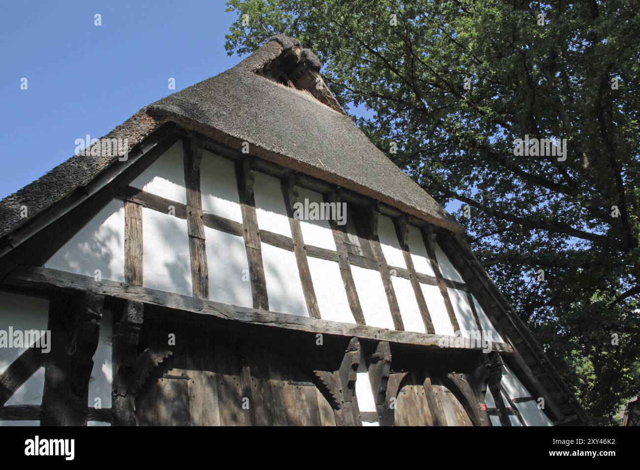 German architecture home farmhouse hi-res stock photography and images ...
