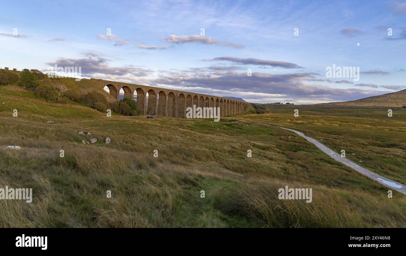 The Ribblehead Viaduct on the Settle-Carlisle Railway, near Ingleton in ...