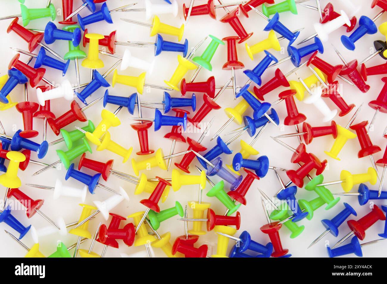Pin tack thumbtack pinboard hi-res stock photography and images - Alamy