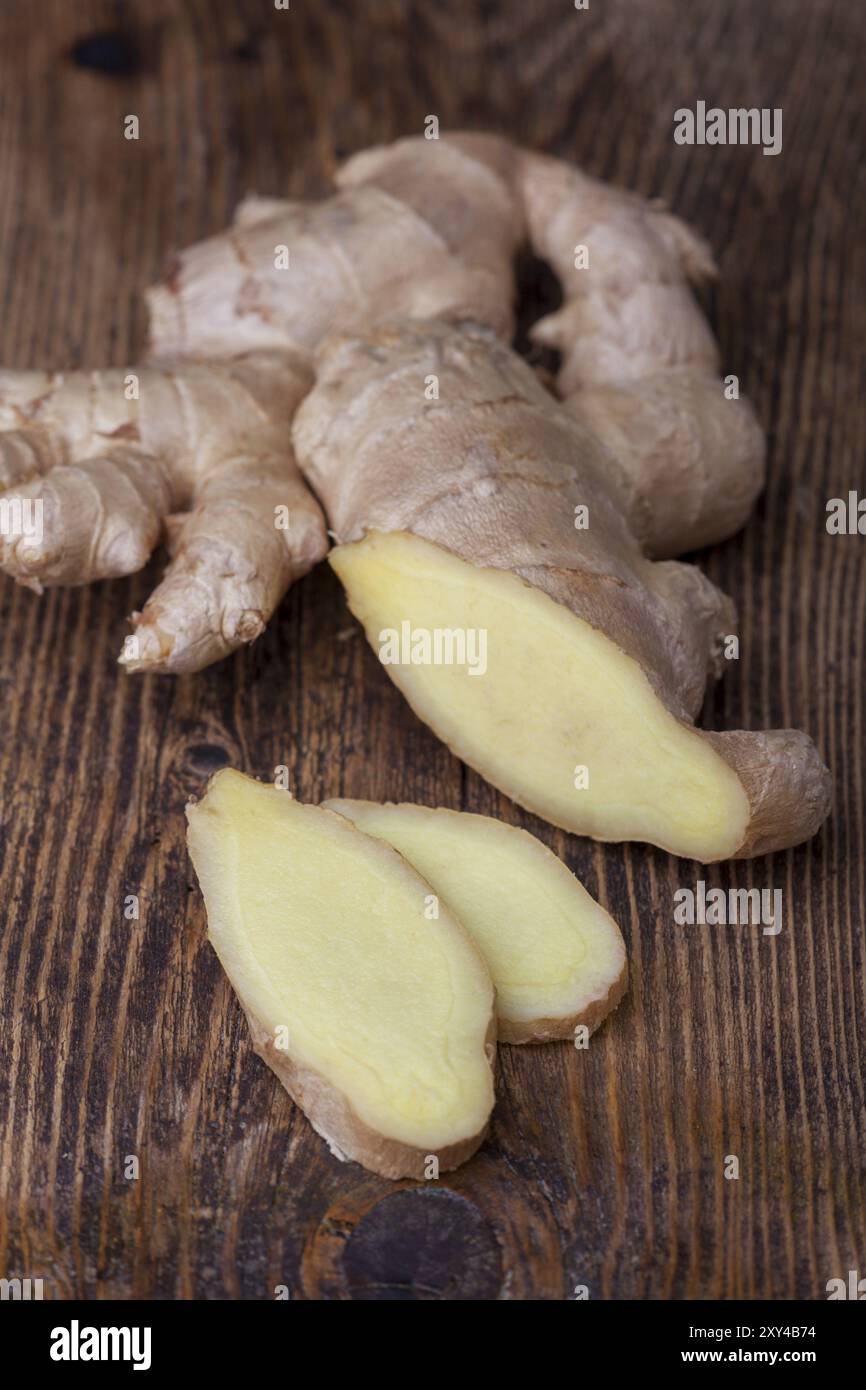 Ginger on dark wood hi-res stock photography and images - Alamy