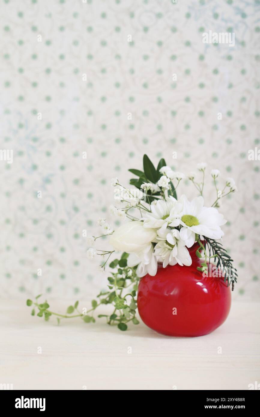 Overexposed flower hi-res stock photography and images - Alamy