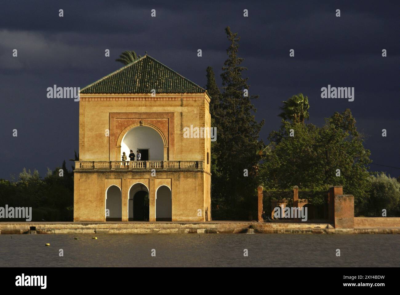 Marrakech menara aeropuerto hi-res stock photography and images - Alamy