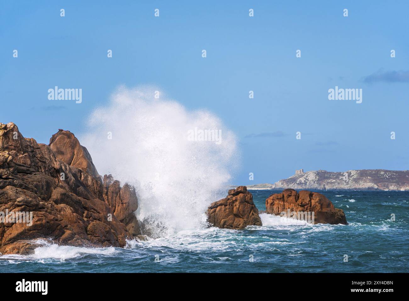 Atlantic coast in Brittany near Ploumanach Stock Photo - Alamy