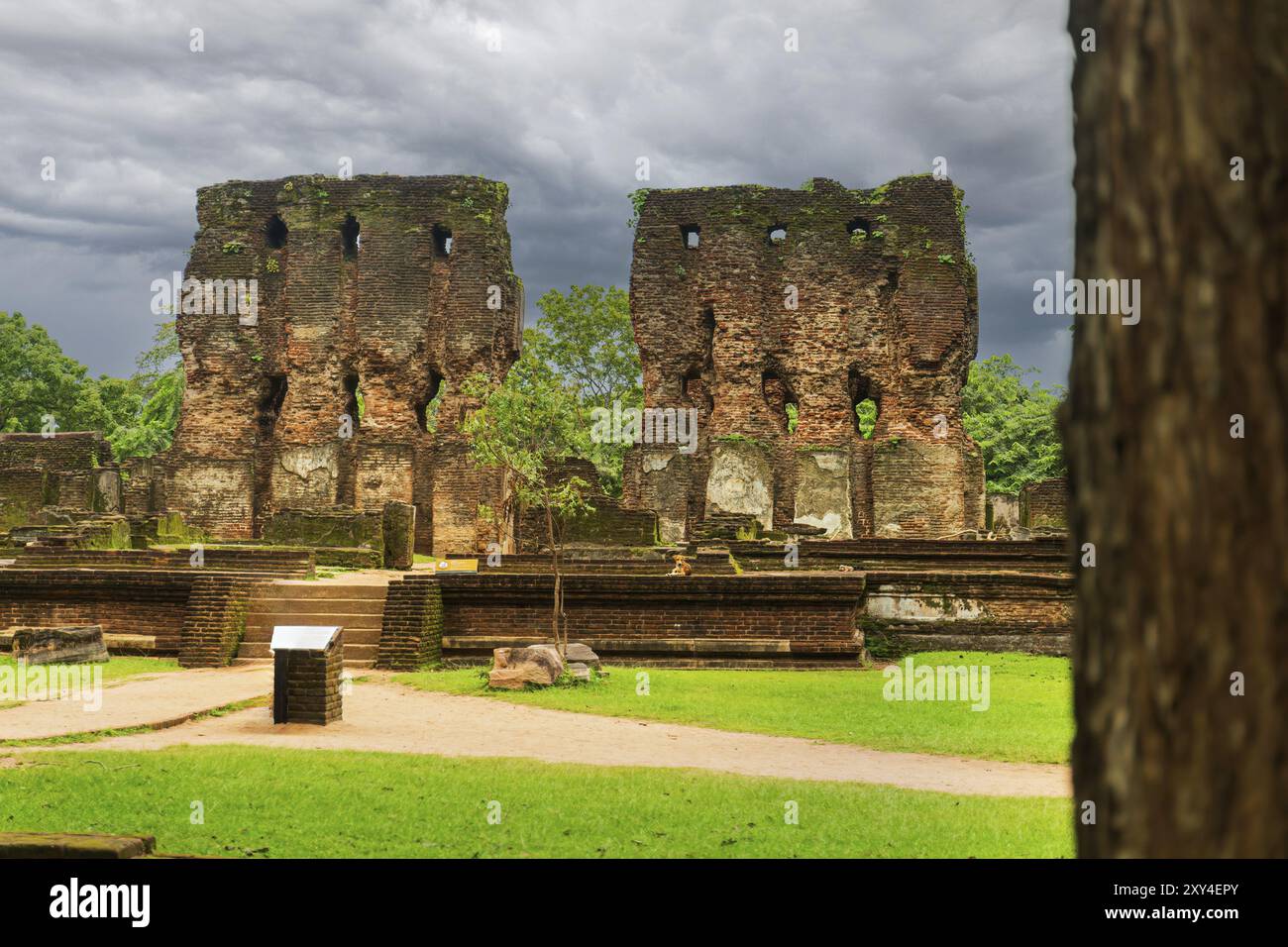 Royal Palace of King Parakramabahu in the world heritage city ...