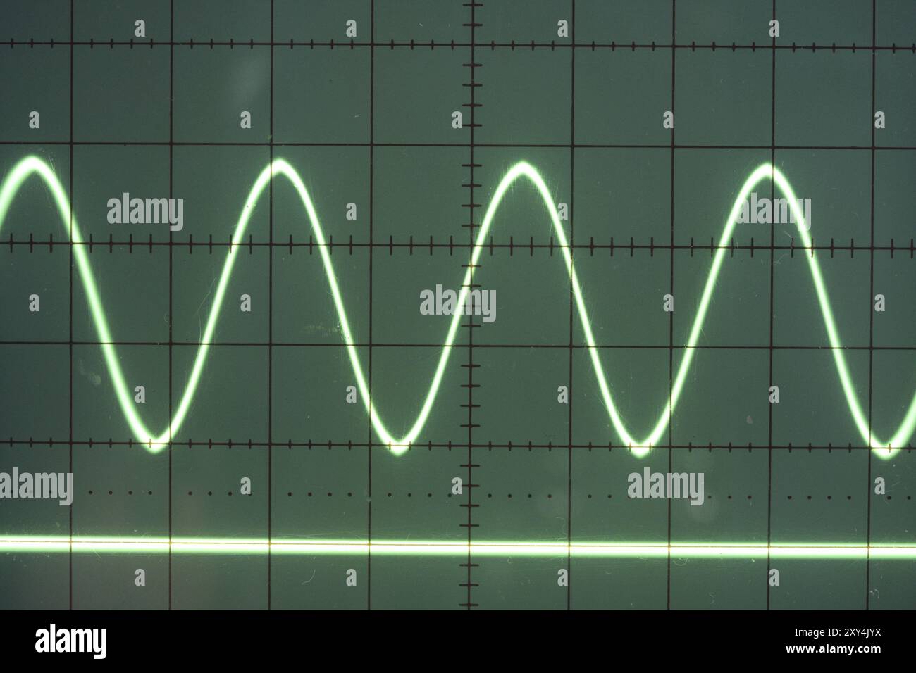 A sine wave on the screen of an old oscilloscope Stock Photo - Alamy