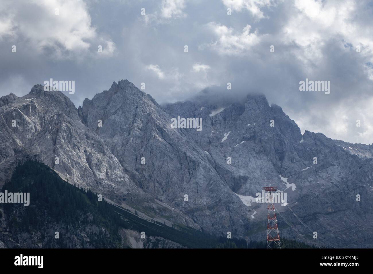 Zugspitze summit summer hi-res stock photography and images - Alamy