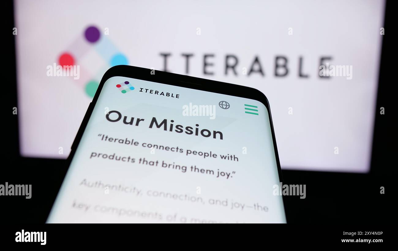 Iterable logo hi-res stock photography and images - Alamy