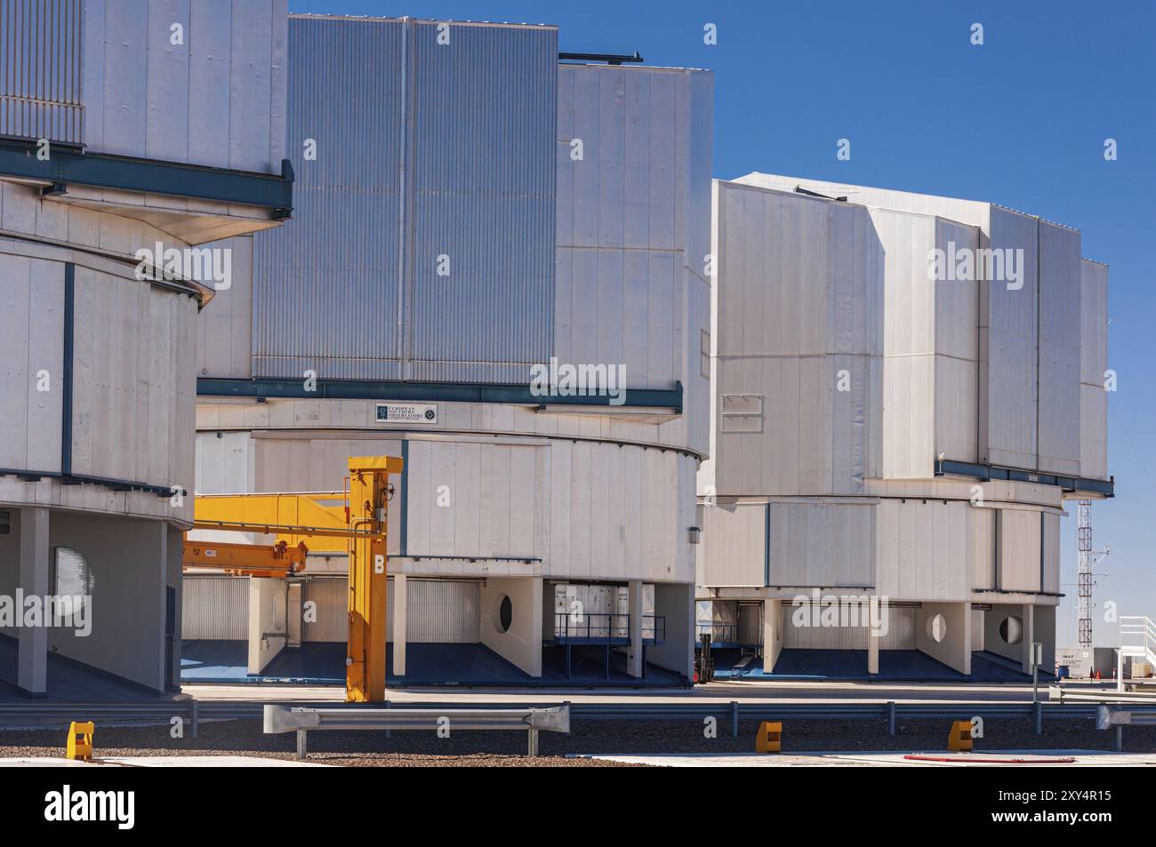 Southern observatory hi-res stock photography and images - Alamy