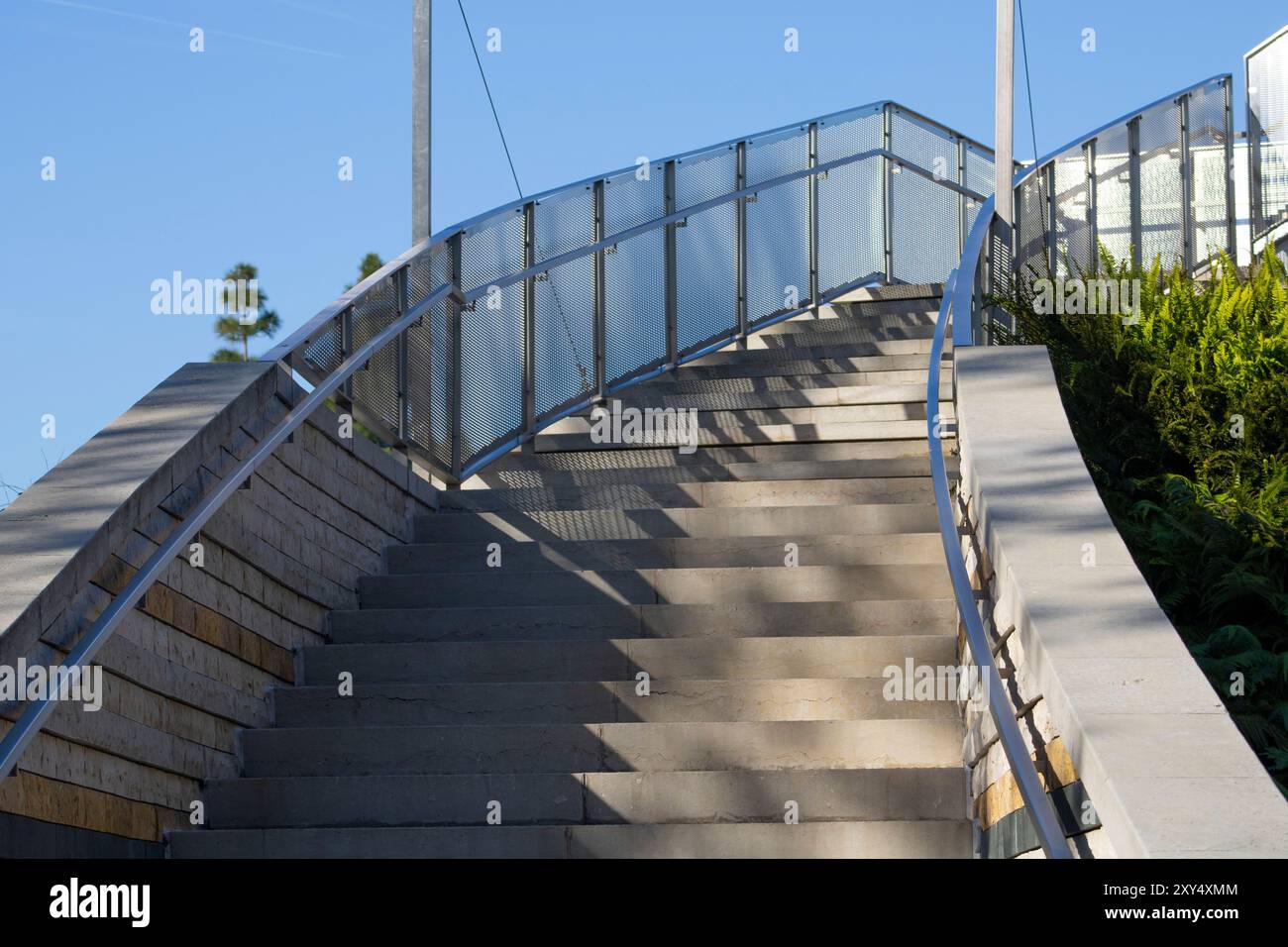 modern outdoor staircase leading upward Stock Photo - Alamy