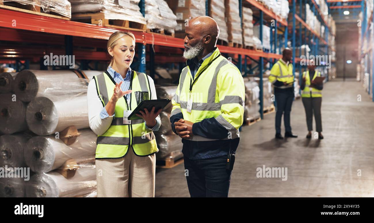 Business people distributor inventory hi-res stock photography and ...