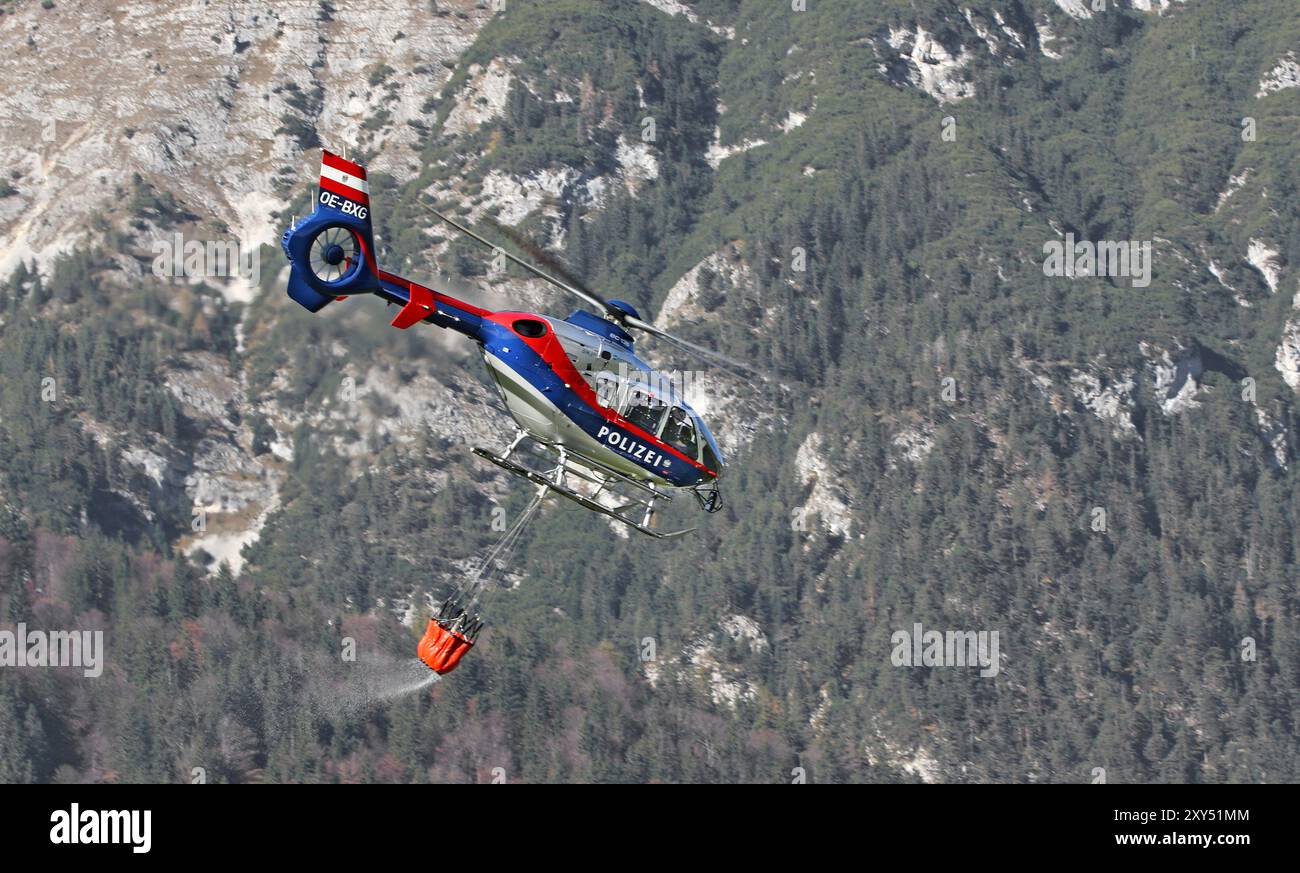 Dynamic helicopter hi-res stock photography and images - Alamy