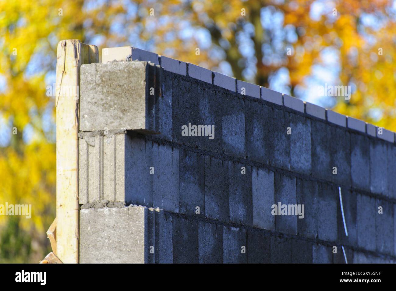 Hollow block wall hi-res stock photography and images - Alamy