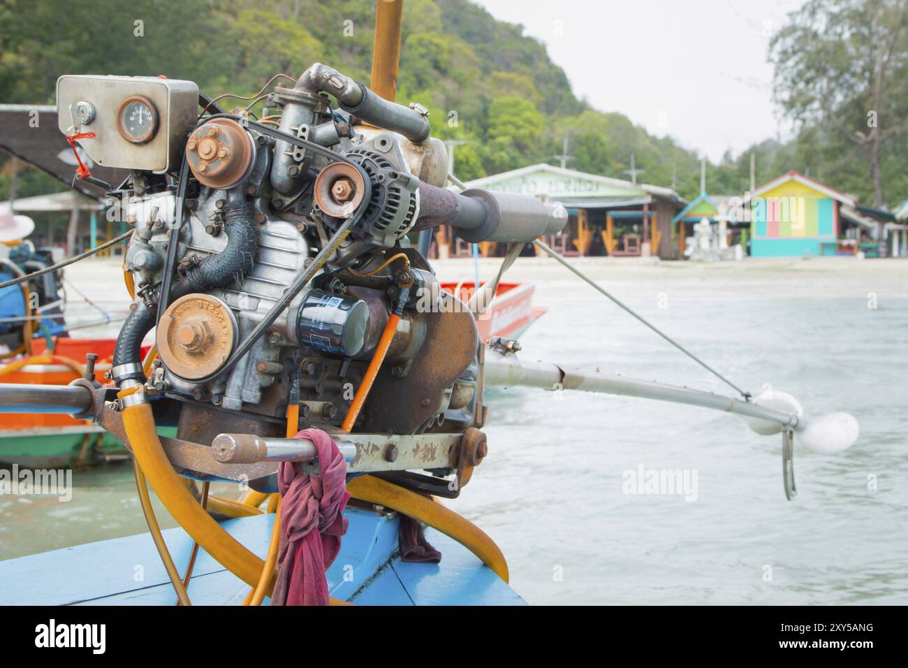 Long tail boat engine (Car engine) To be adapted for use on boats of ...