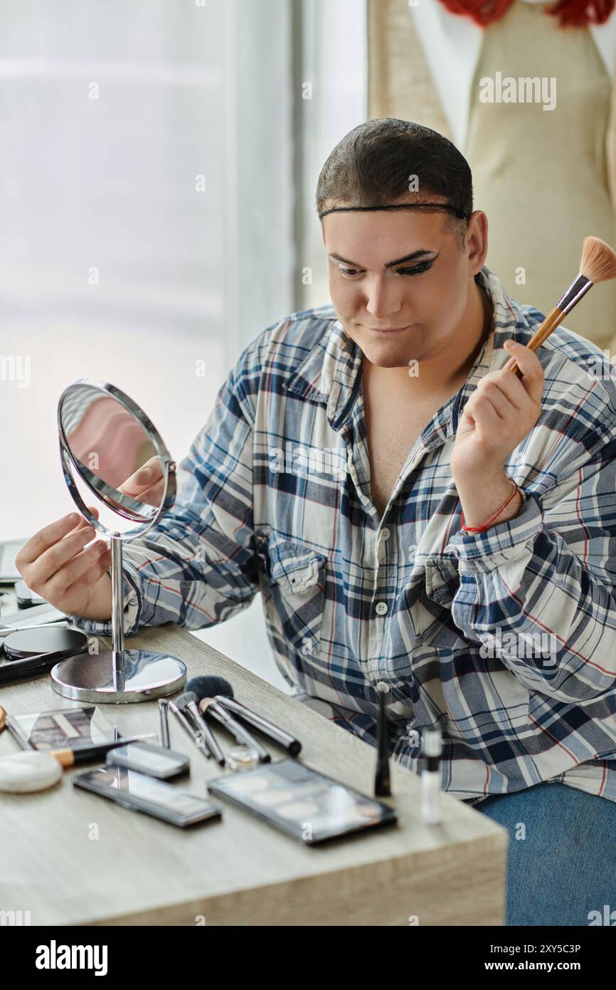 Person in plaid shirt hi-res stock photography and images - Alamy