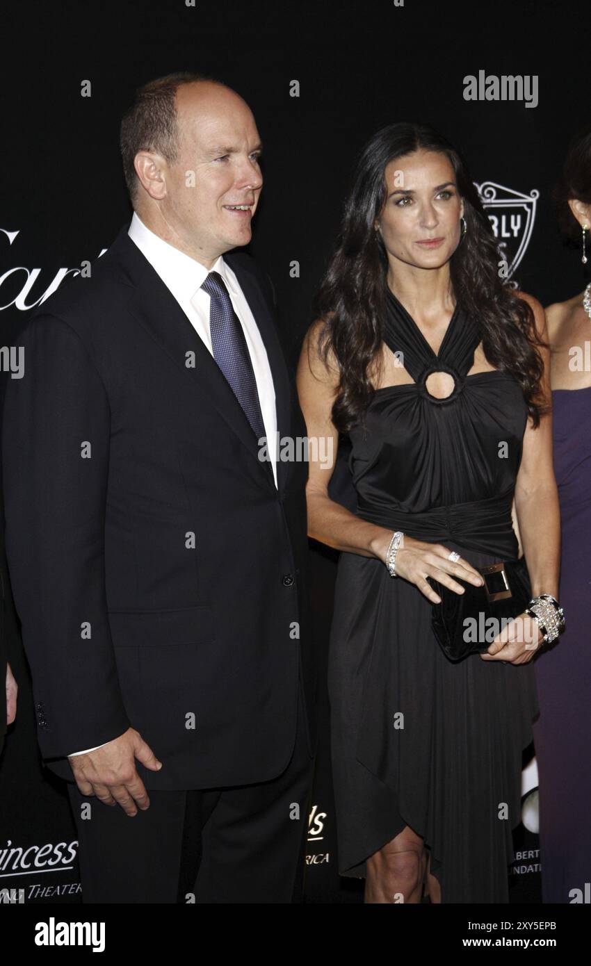 Prince Albert II of Monaco and Demi Moore at the Rodeo Drive Walk of ...