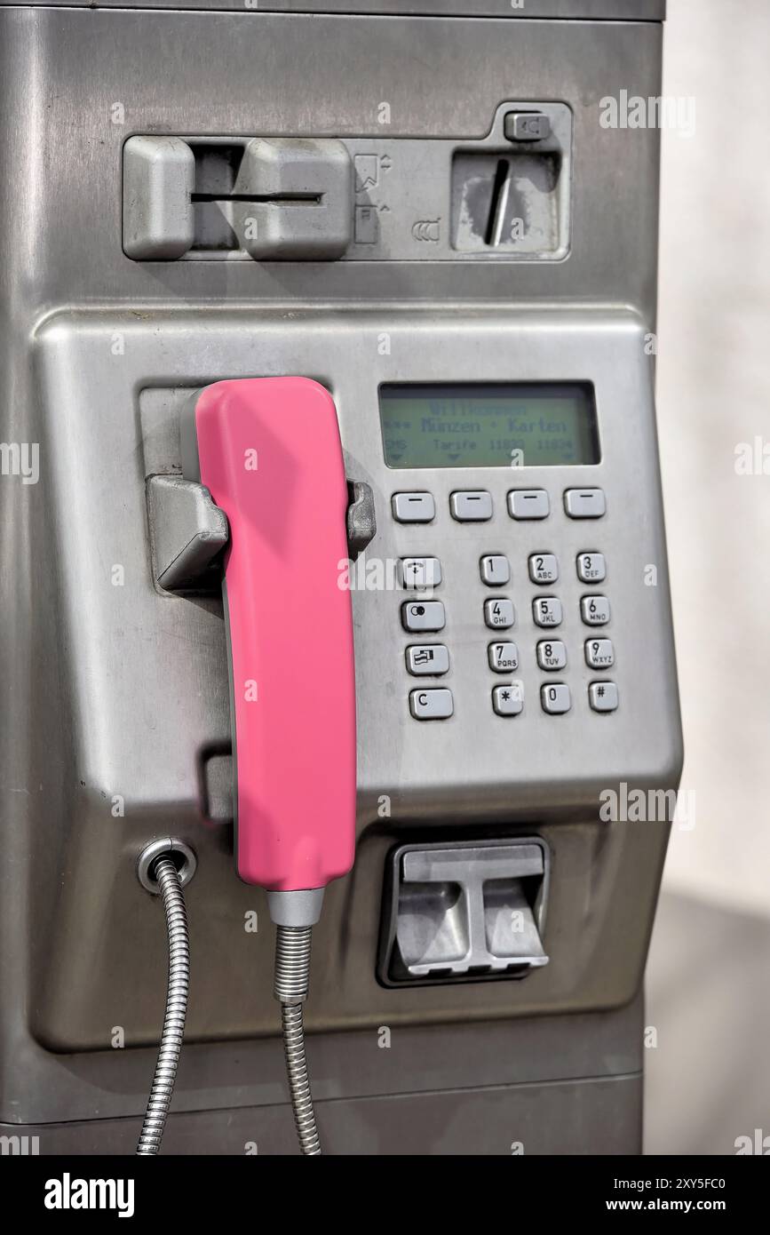 Deutsche telekom payphone hi-res stock photography and images - Alamy