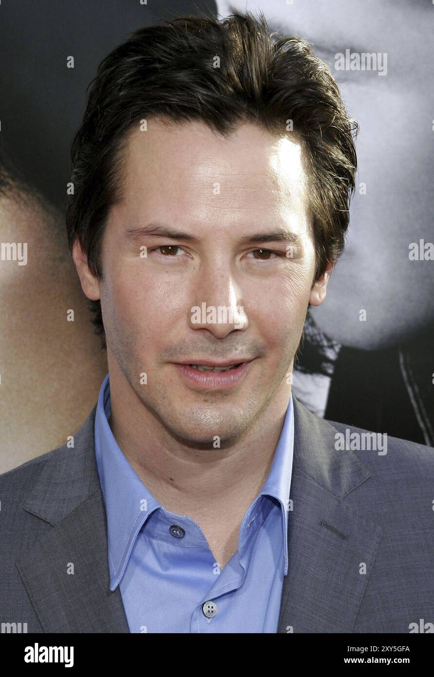 Keanu Reeves at the Los Angeles premiere of 'The Lake House' held at ...