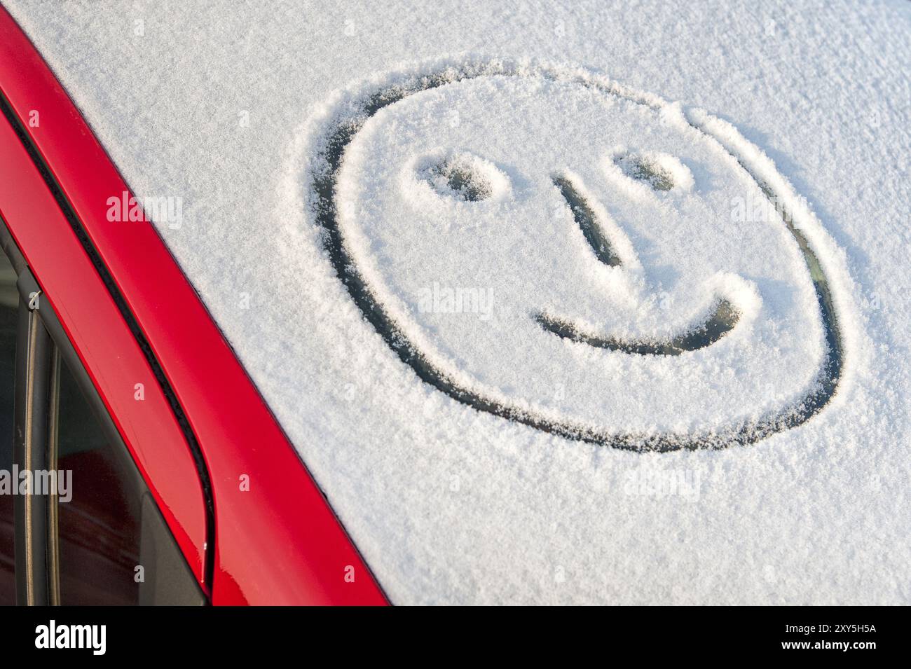 Smiley face icon laughing hi-res stock photography and images - Alamy