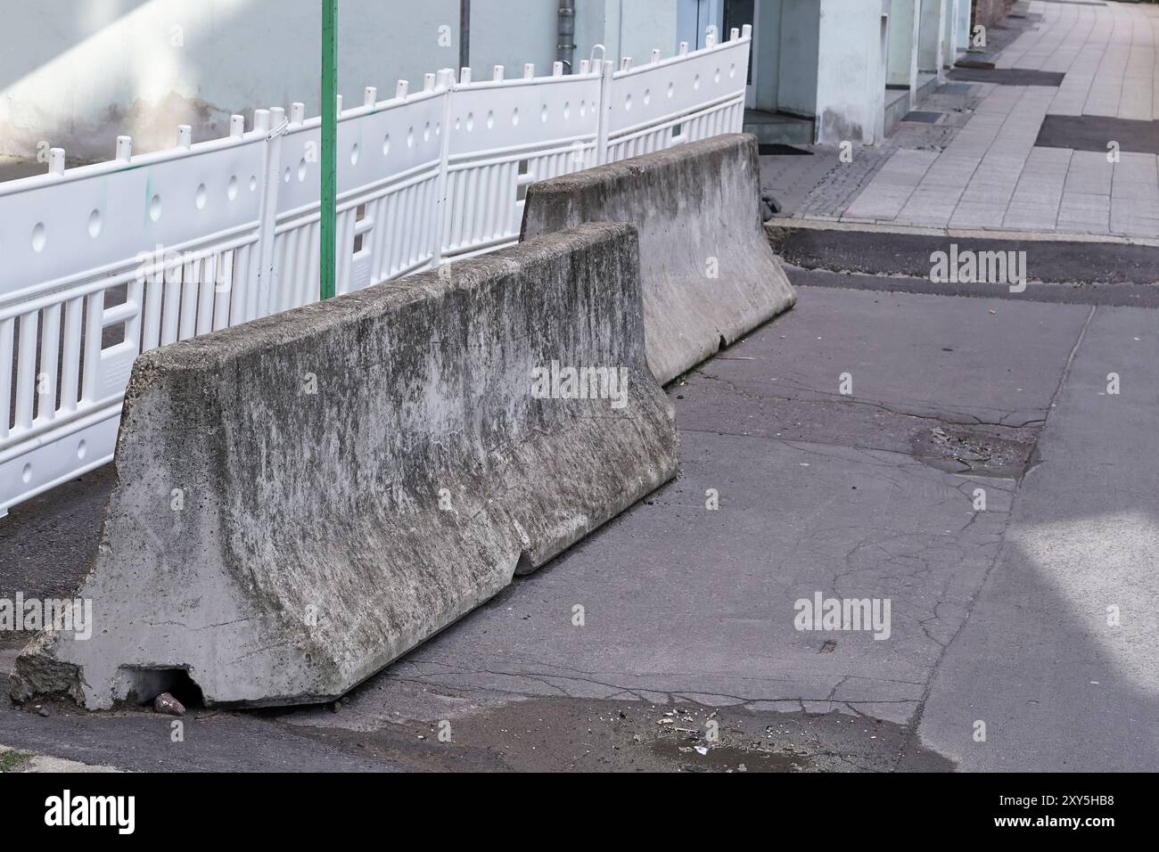 Concrete barriers to ward off terrorism in Magdeburg city centre Stock ...
