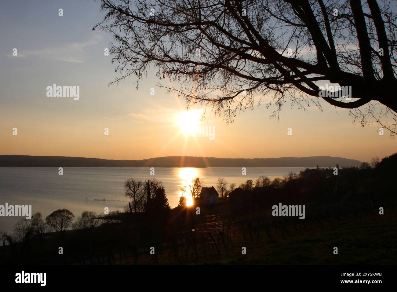 Lake eerie sunset hi-res stock photography and images - Alamy