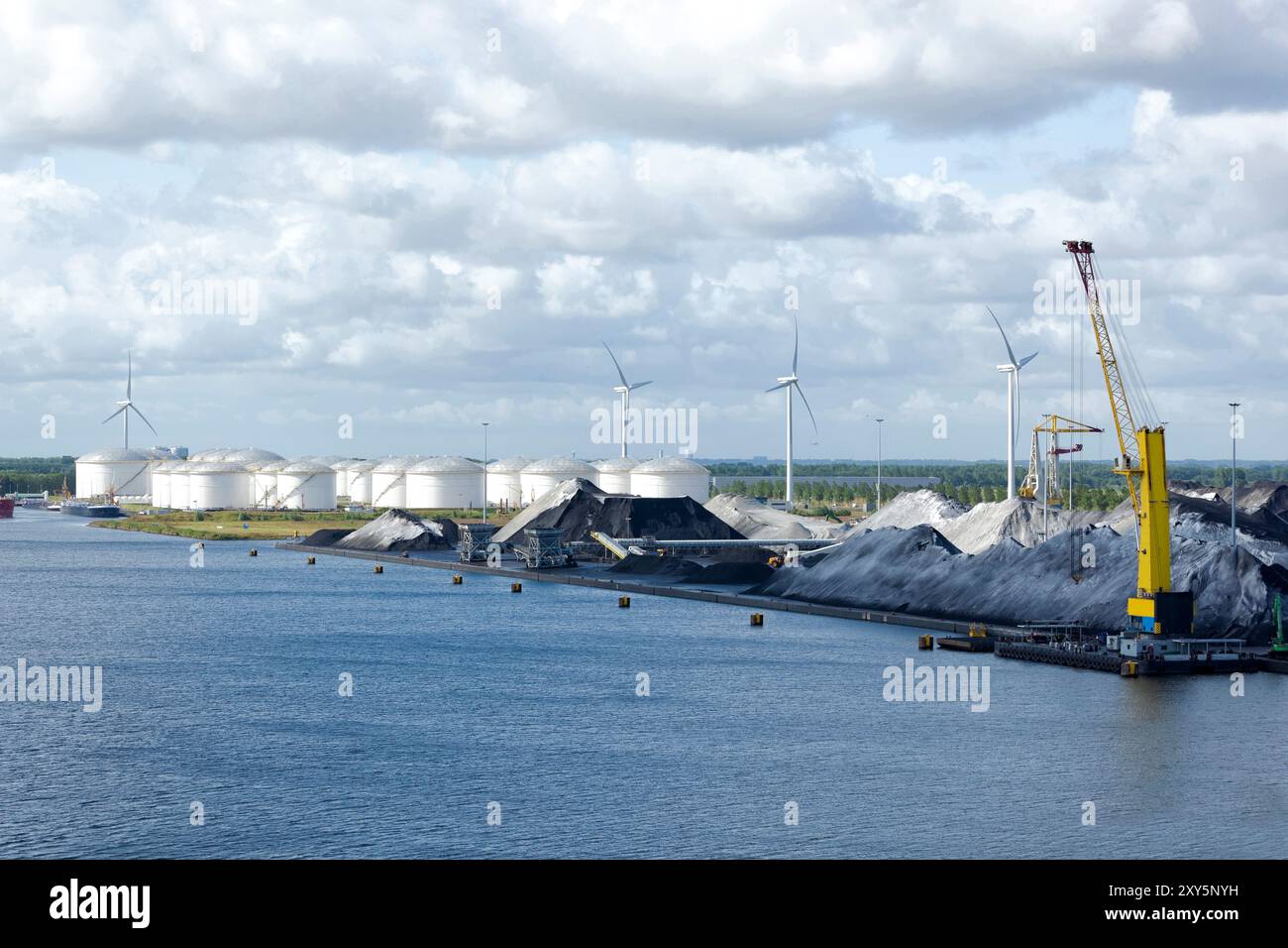 Regenerative materials hi-res stock photography and images - Alamy