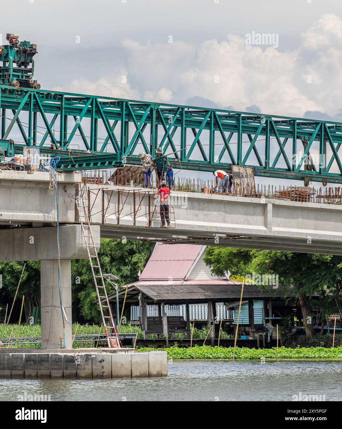 Construction worker installing welding hi-res stock photography and ...