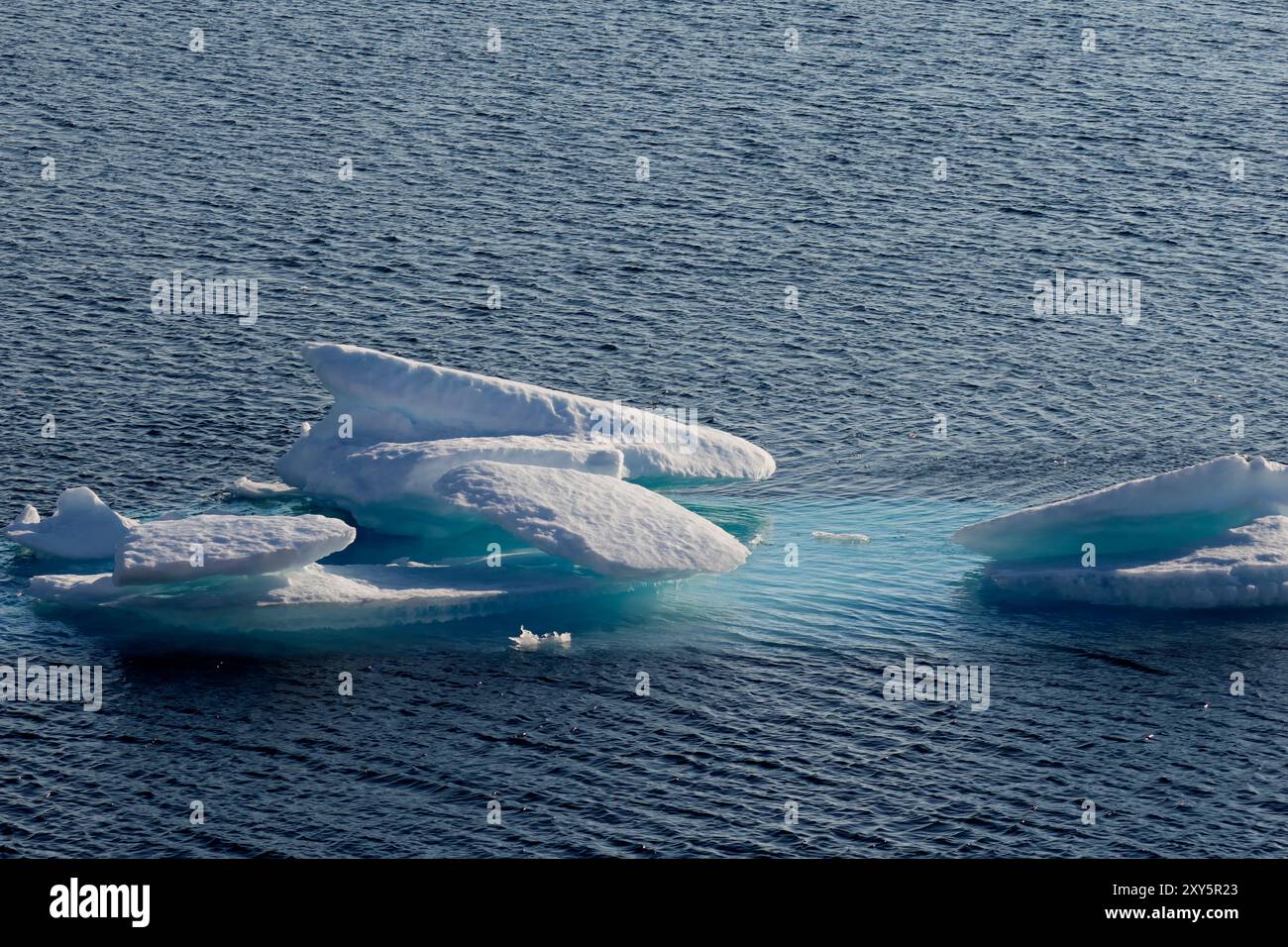 Pack ice antarctica aerial hi-res stock photography and images - Alamy