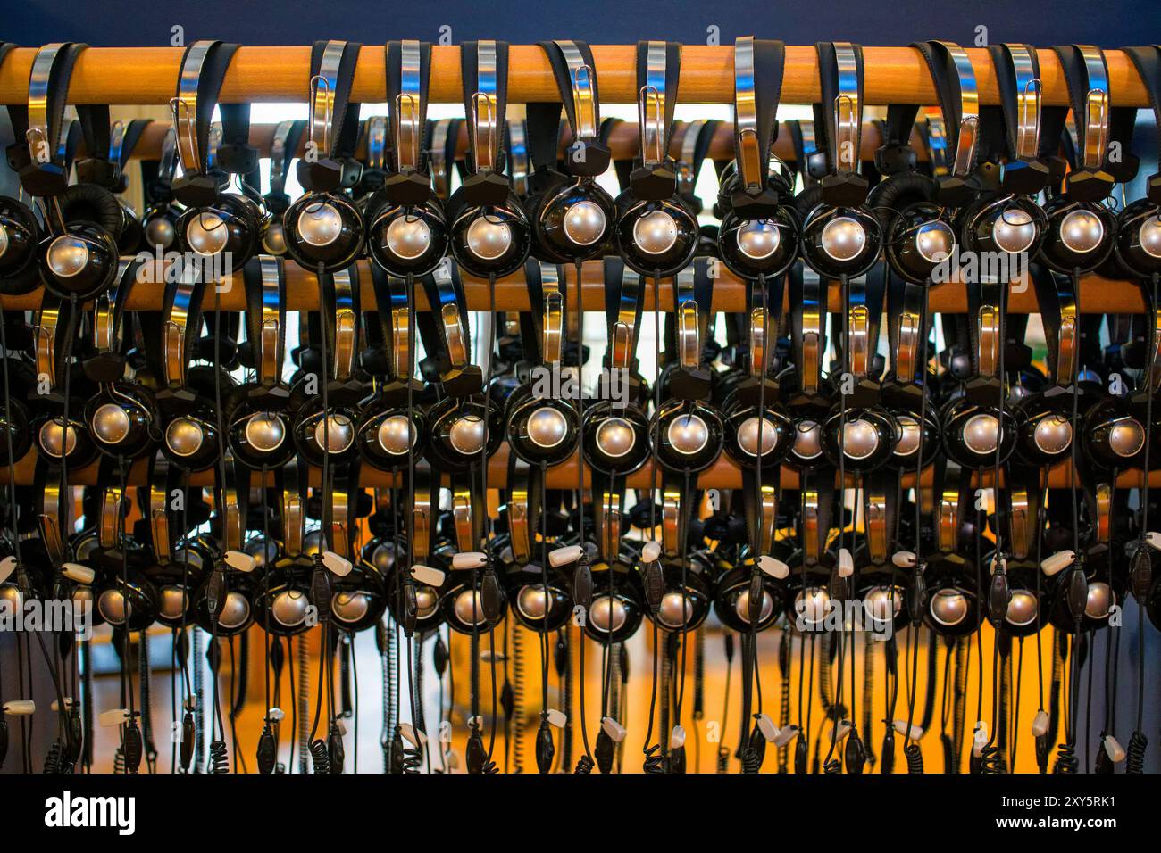 Guided audio tour hi-res stock photography and images - Alamy