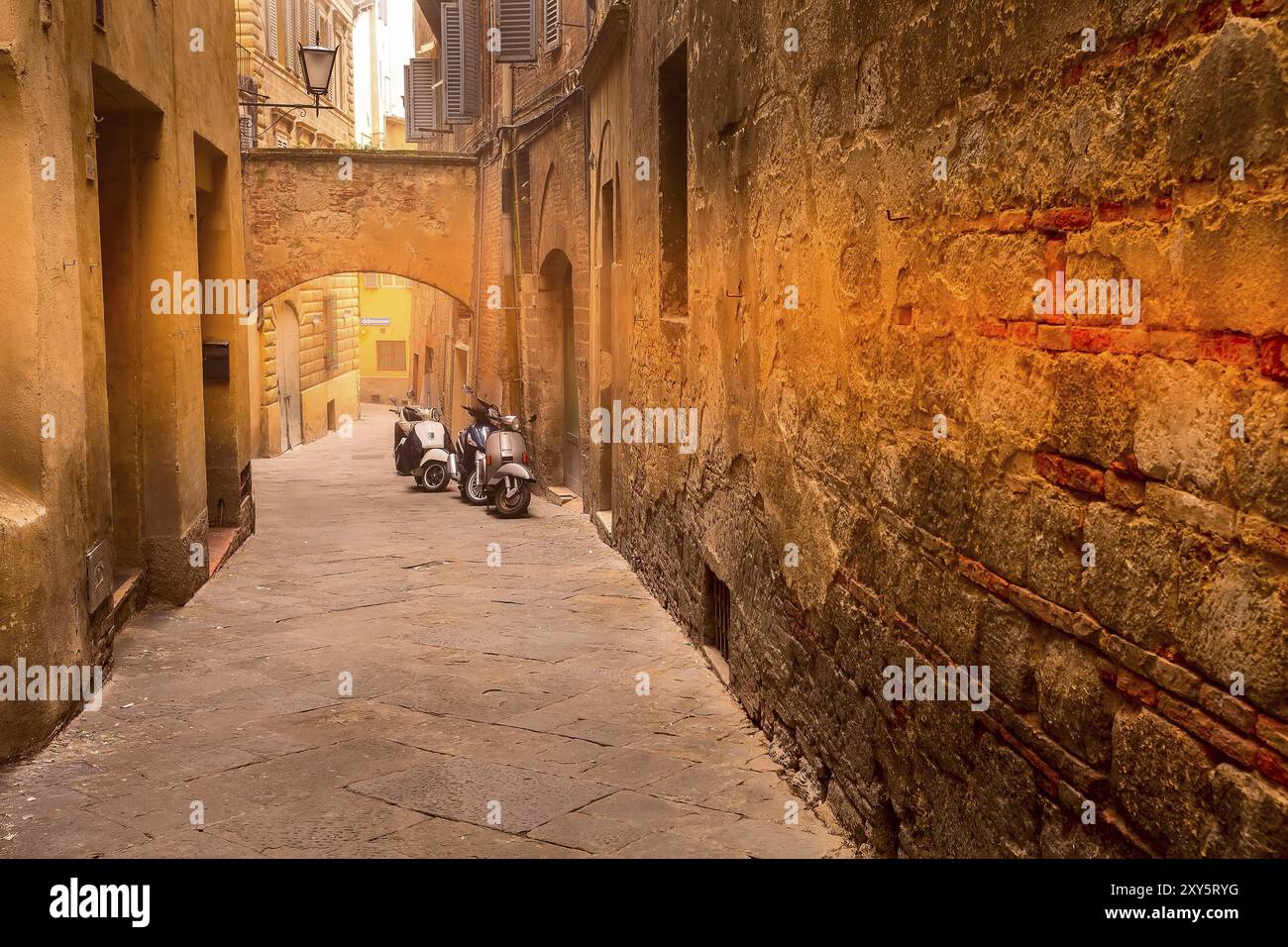 Scooter siena hi-res stock photography and images - Alamy