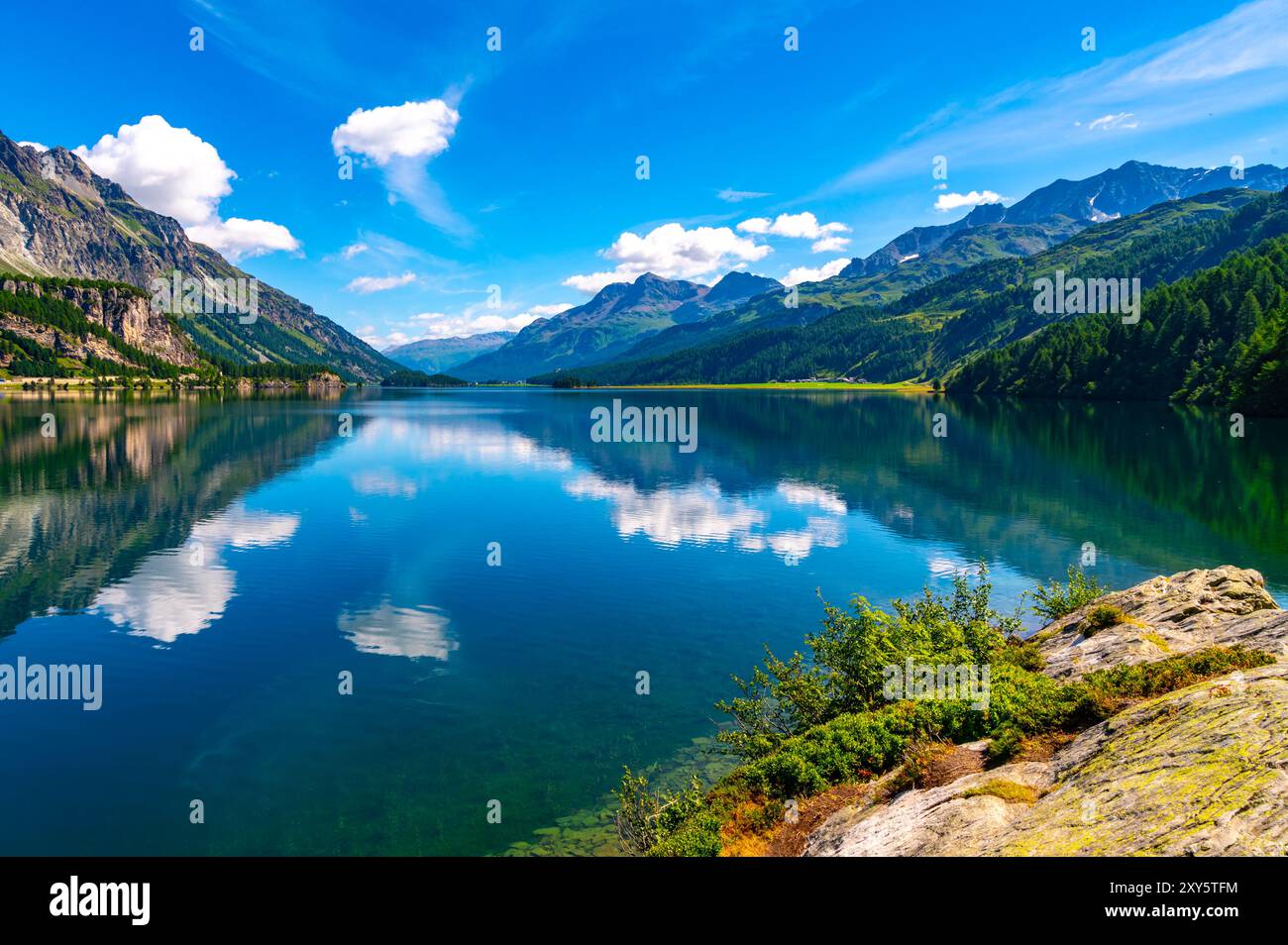 Engadine, Switzerland, Lake Sils Maria, the village of Isola ...