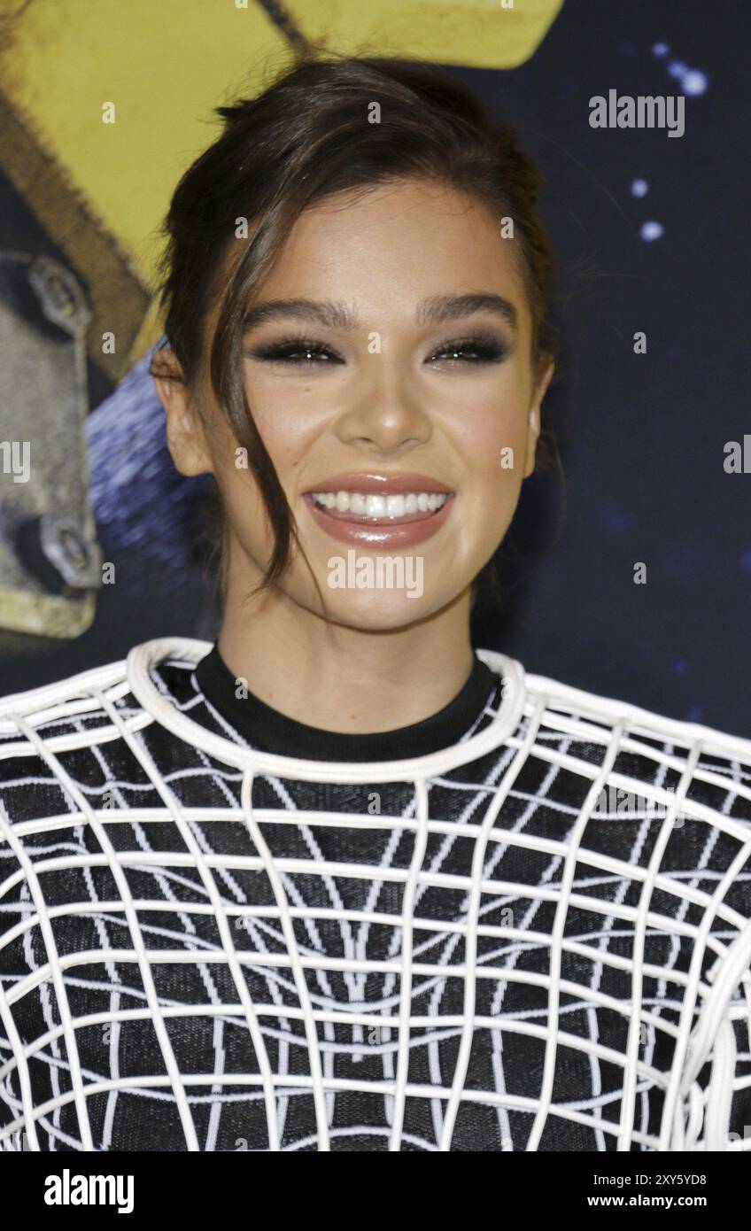 Hailee Steinfeld at the World premiere of 'Bumblebee' held at the TCL ... Hailee Steinfeld at the World premiere of 'Bumblebee' held at the TCL ...
