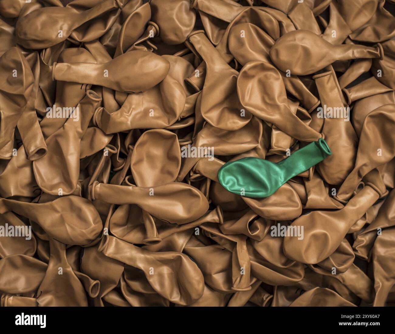Stand alone balloon hi-res stock photography and images - Alamy