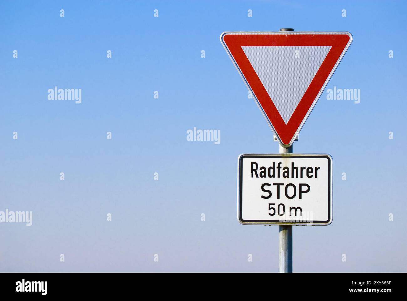 Traffic signs Give way Stock Photo - Alamy