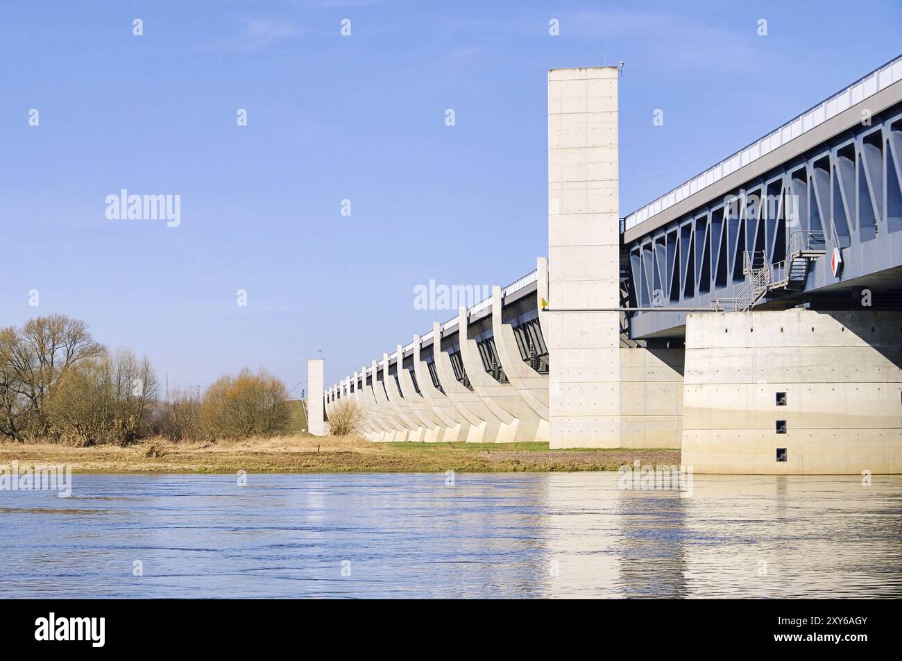 Magdeburg water bridge hi-res stock photography and images - Alamy