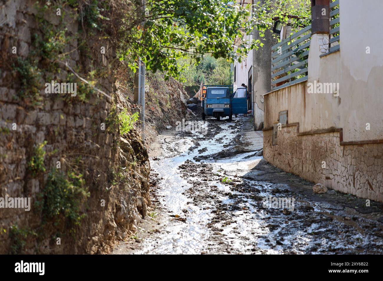 San Felice a Cancello, Italy, 28 August 2024. Debris and mud in the ...