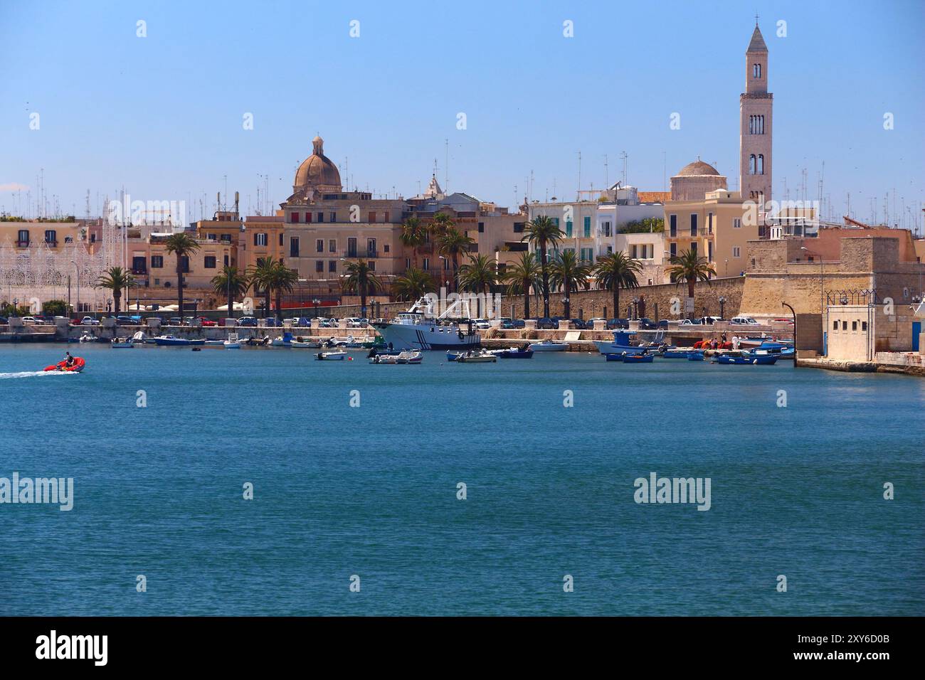 Bari skyline italy europe hi-res stock photography and images - Alamy