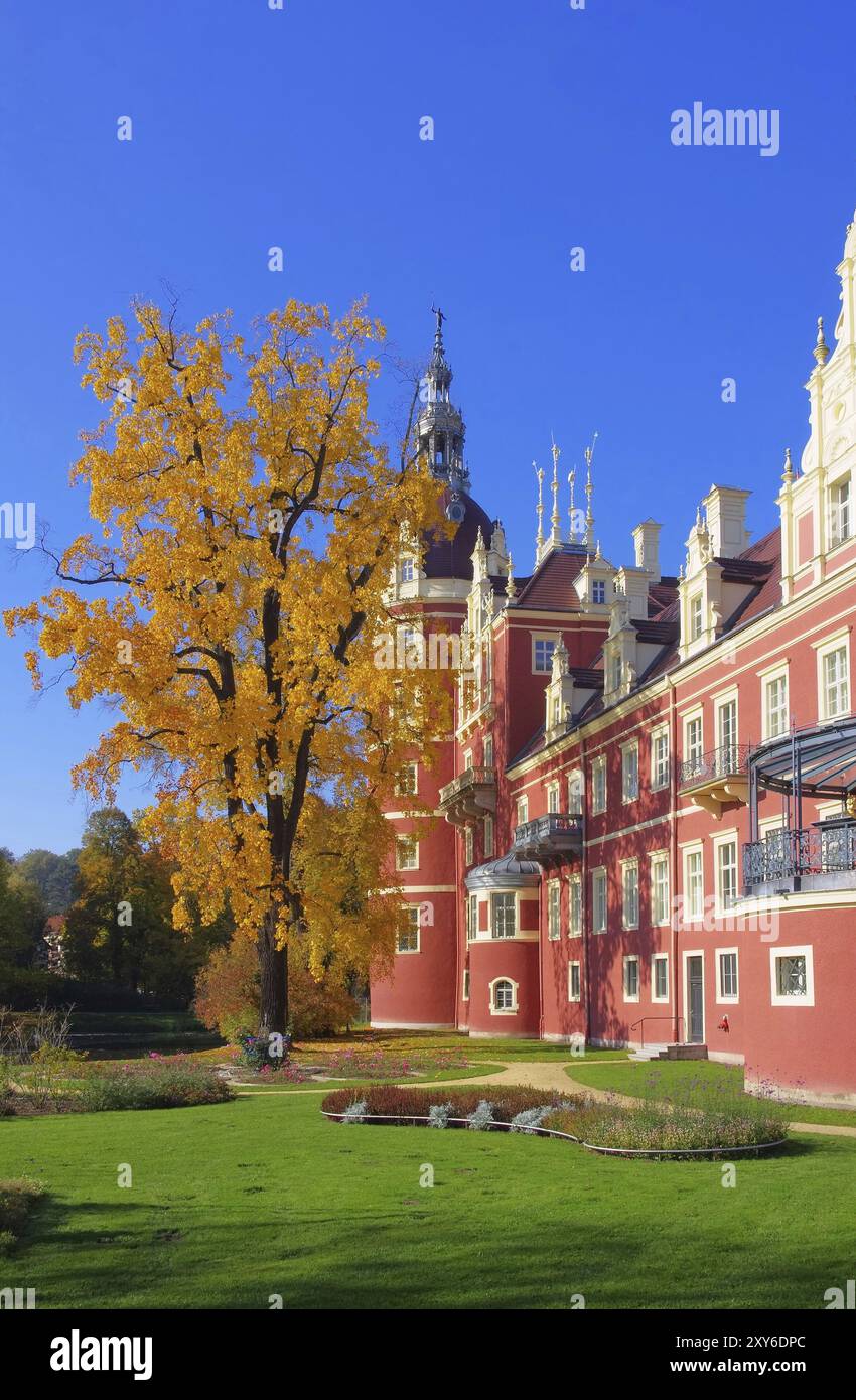 Bad Muskau Palace, Bad Muskau palace 01 Stock Photo - Alamy