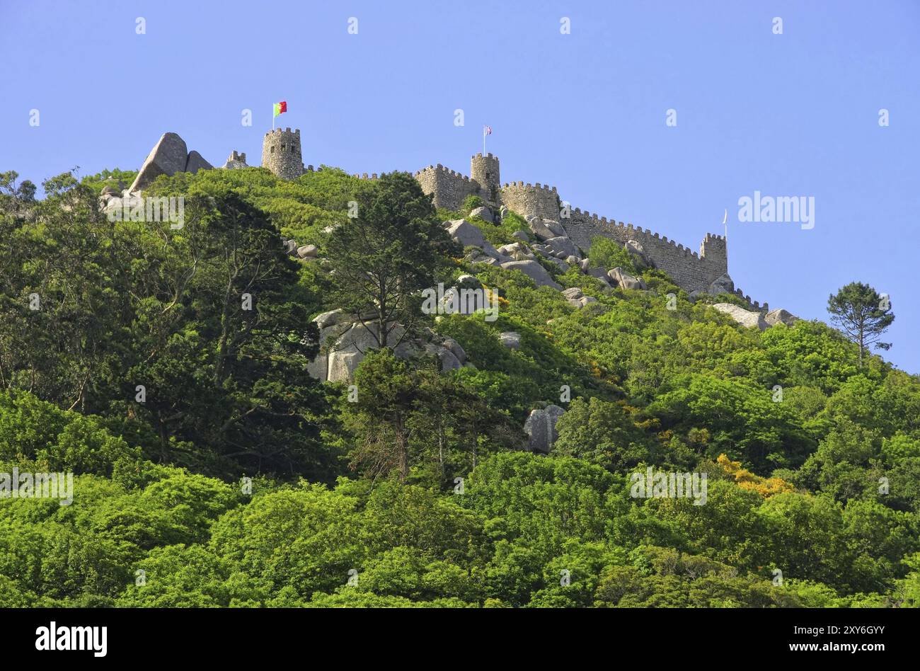 Historic castelo de sintra hi-res stock photography and images - Alamy