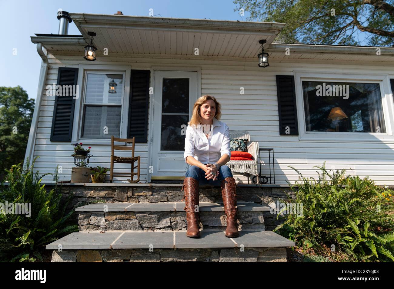 Mariah Smith, an Air Force veteran and board member of No One Left ...