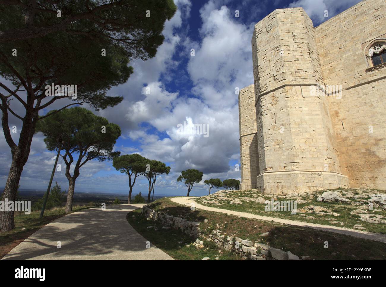 Castel del Monte Stock Photo - Alamy