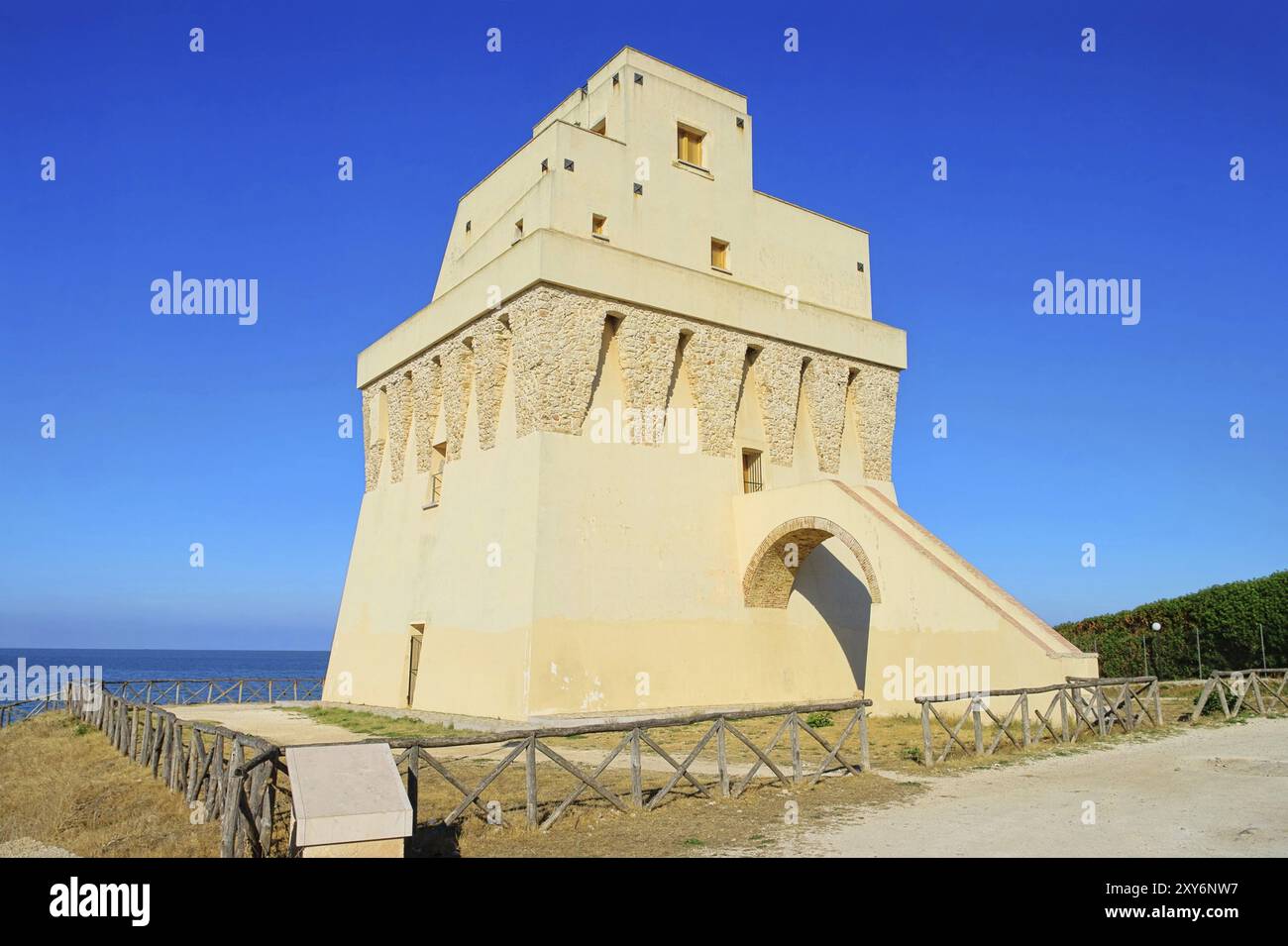 Torre mileto italy gargano hi-res stock photography and images - Alamy