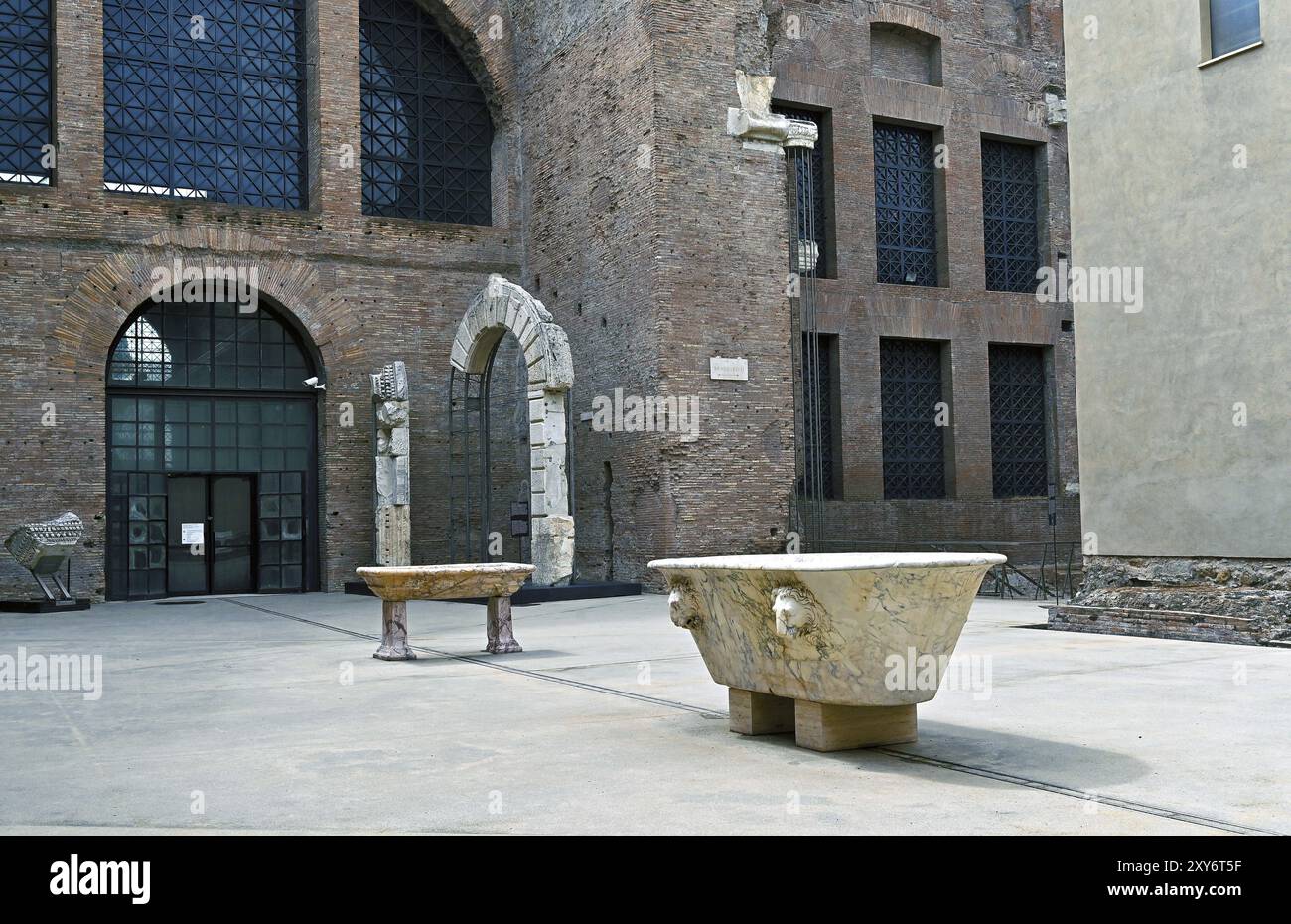 Bathtub and other artefacts, thermal bath fragment Stock Photo - Alamy